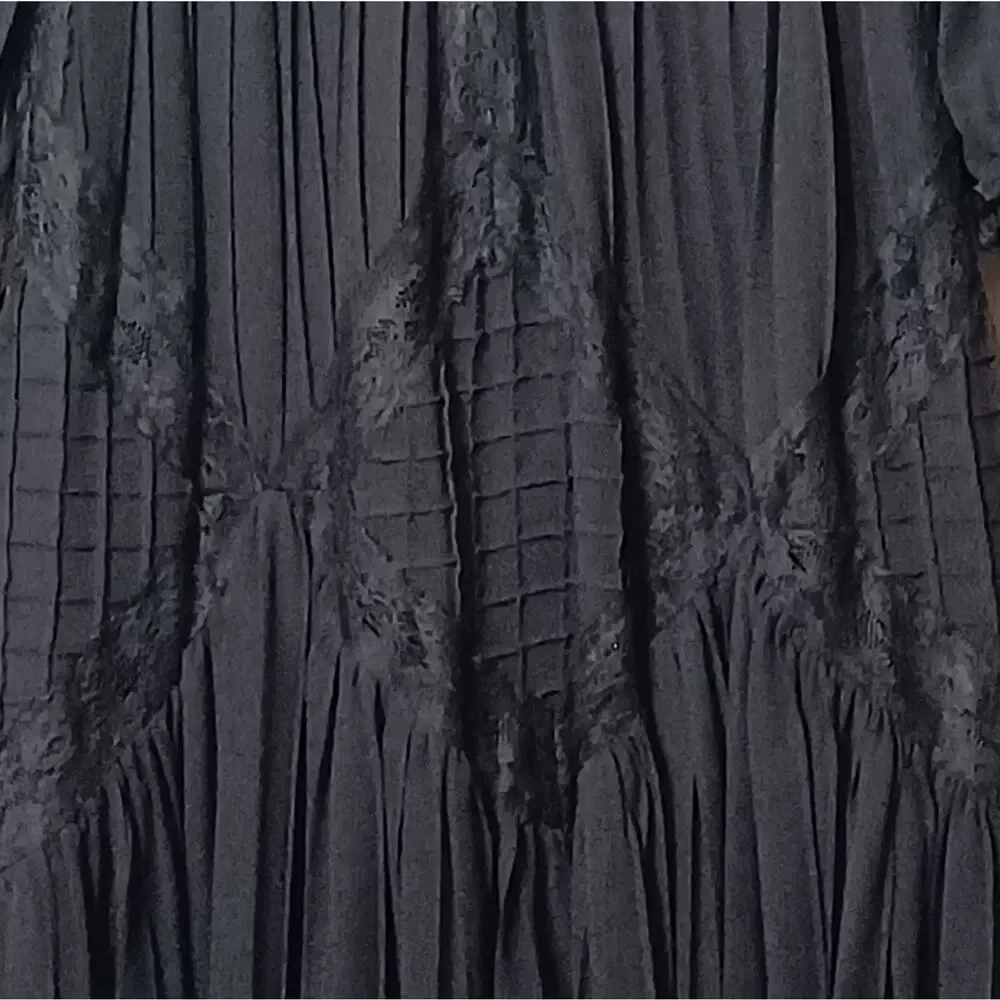 ELLIE MAKIR | Dresses | Ellie Makir New York Black Midi Dress With Lace ...